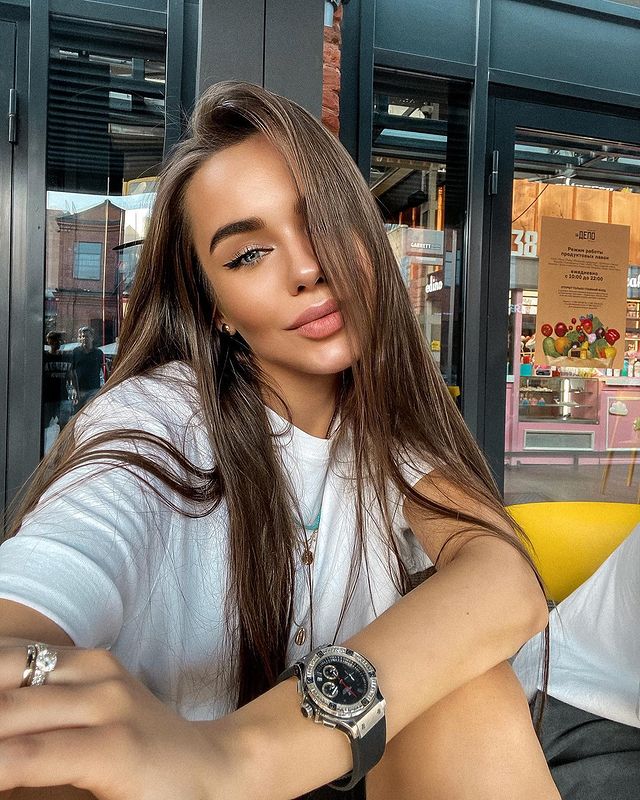 Listal - List the stuff you love! Movies, TV, music, games and books