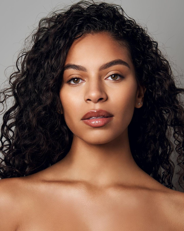 Picture of Arianna Barron