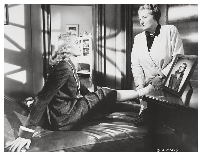 Patricia Knight, Ann Shoemaker