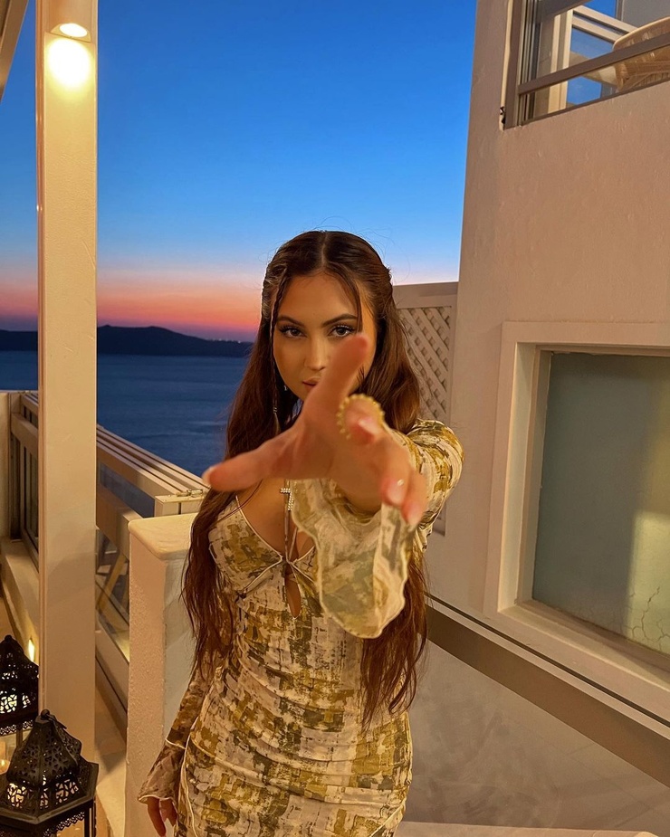 Picture of Nicoleta Bezer