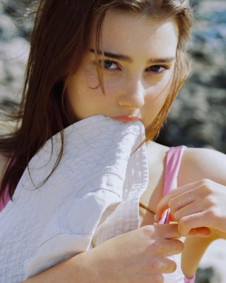 Picture of Ella Eve Boath