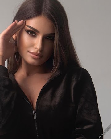 Image of Alina Angelina