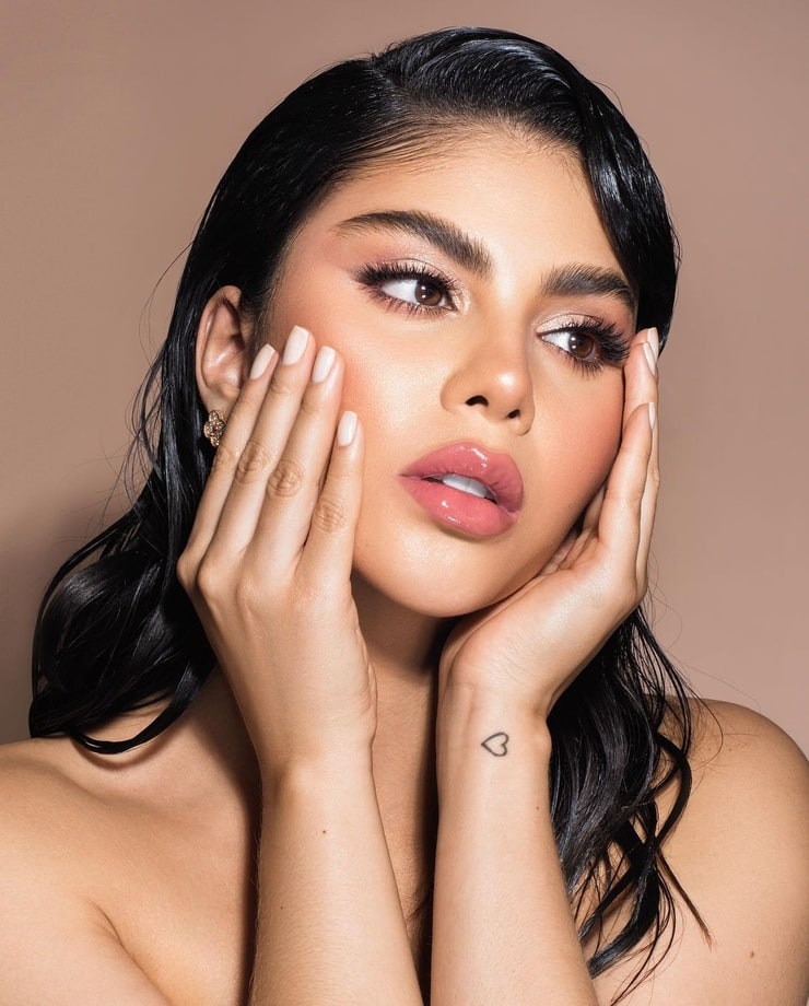 Luisa Castaño image