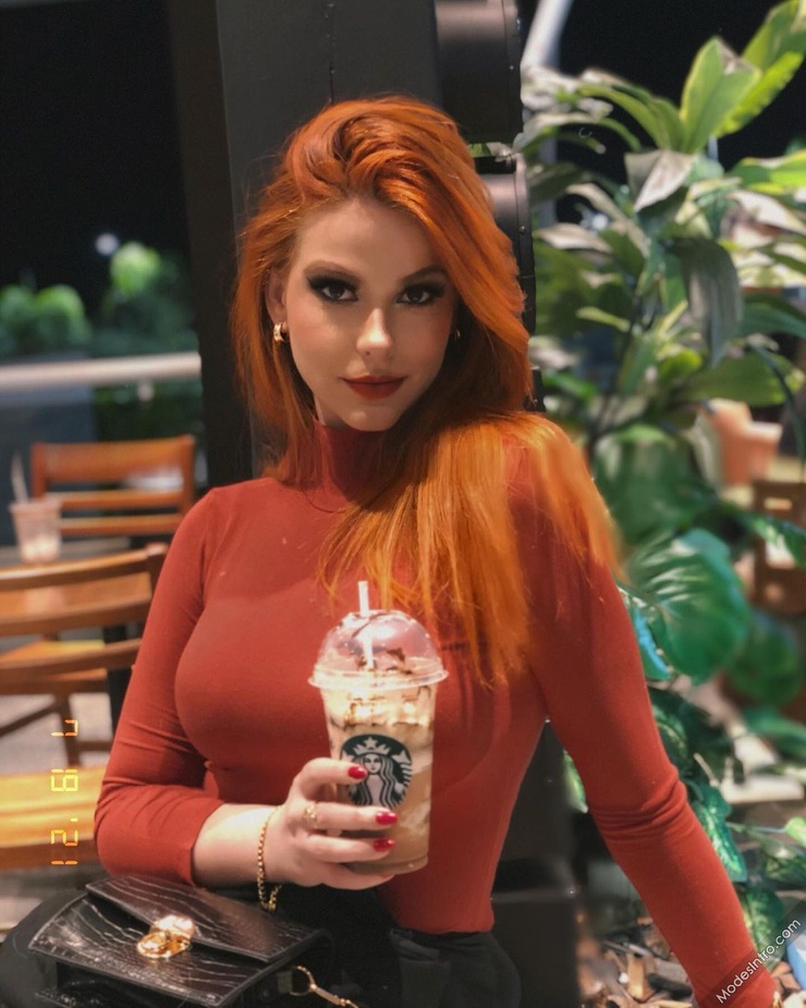 Gabrielle Correa (model) image