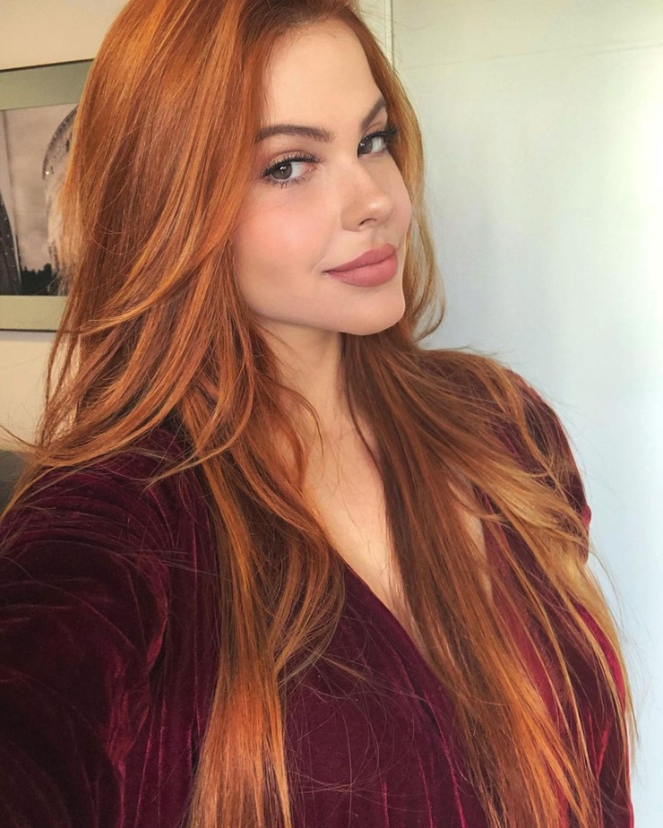 Picture of Gabrielle Correa (model)