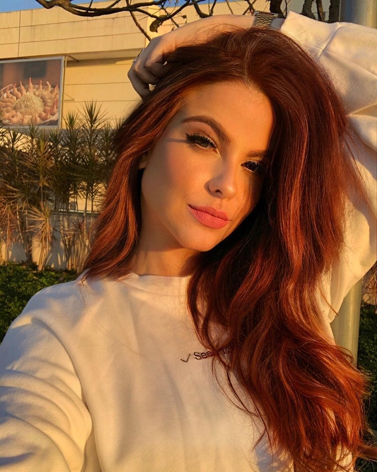 Picture of Gabrielle Correa (model)