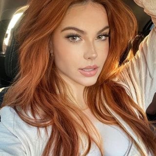 Picture of Gabrielle Correa (model)