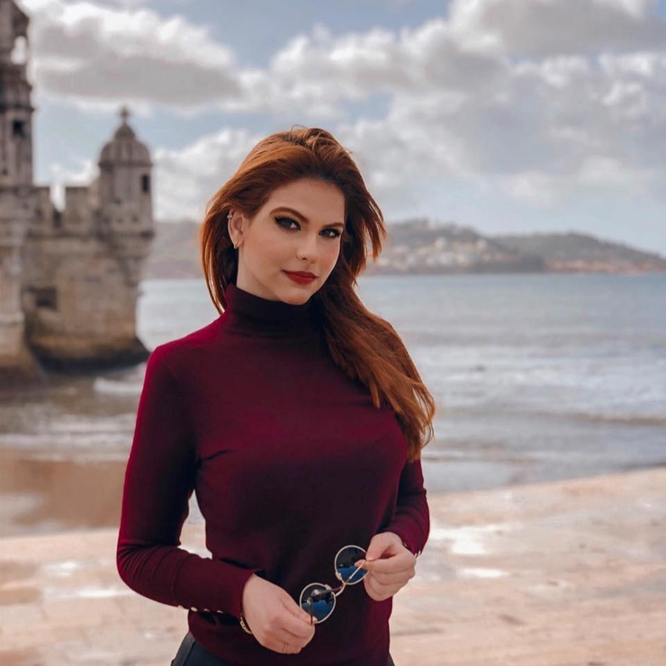 Picture of Gabrielle Correa (model)