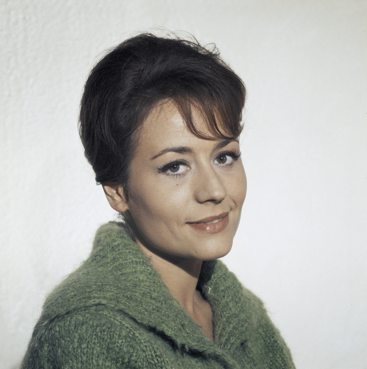 Annie Girardot