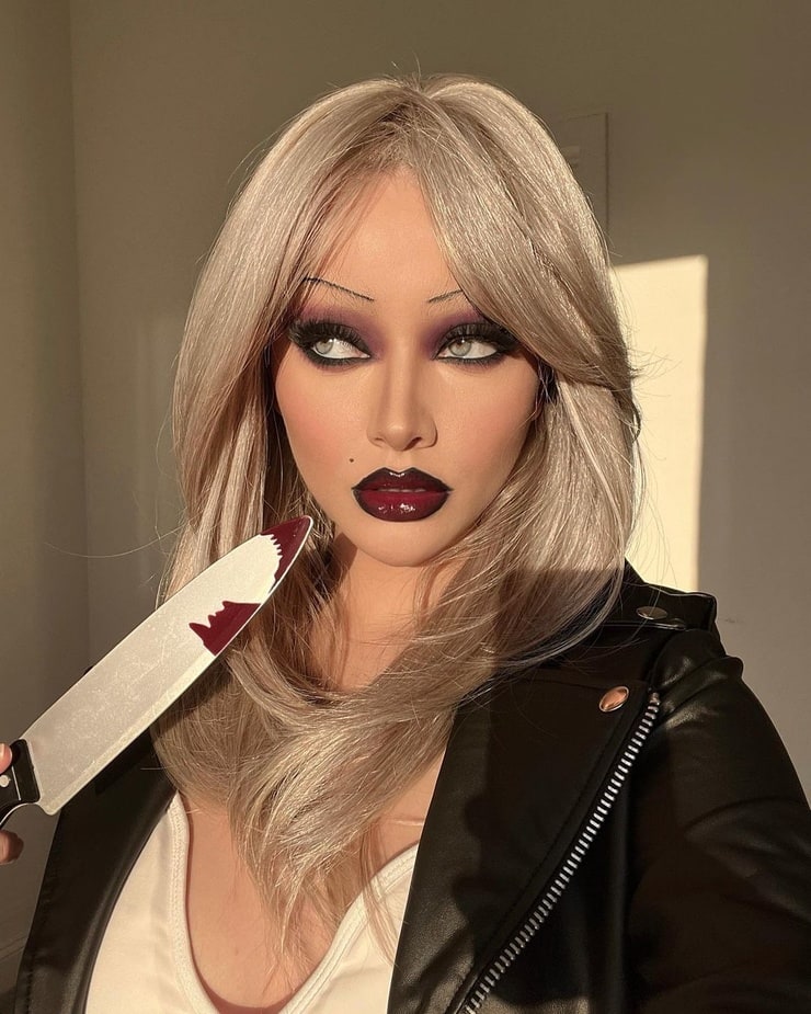 Picture of Isabel Rose