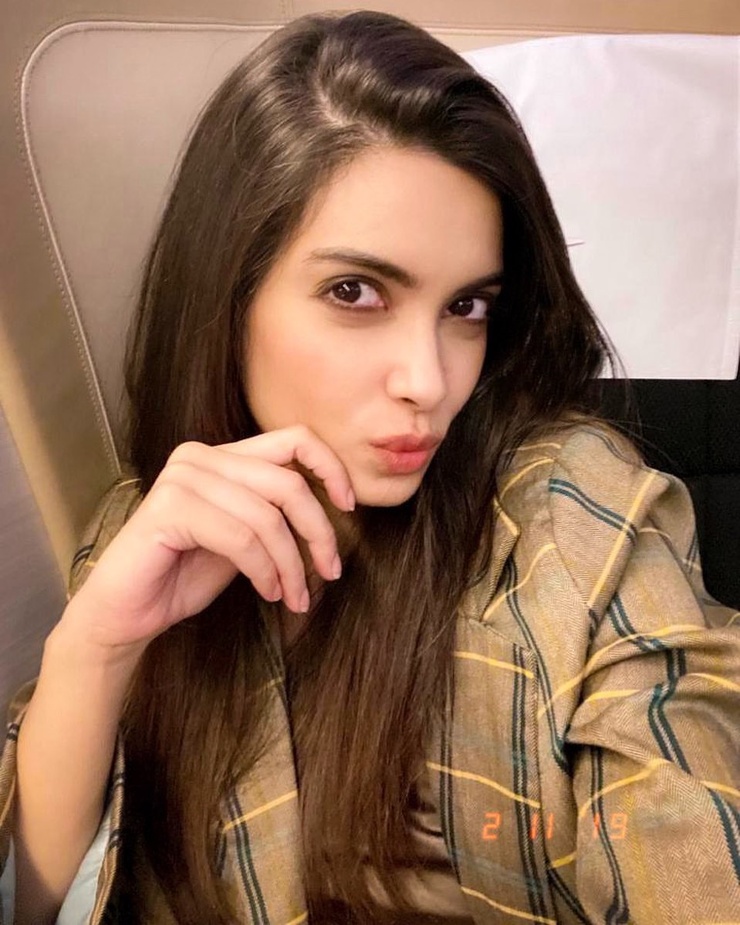 Picture of Diana Penty