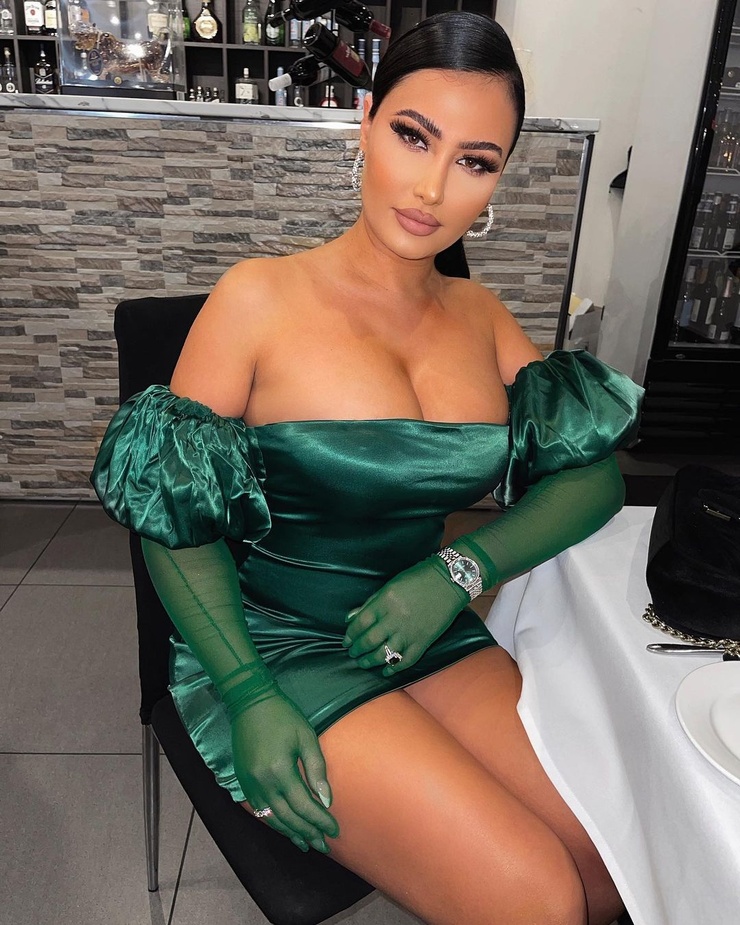 Jessica Foster picture