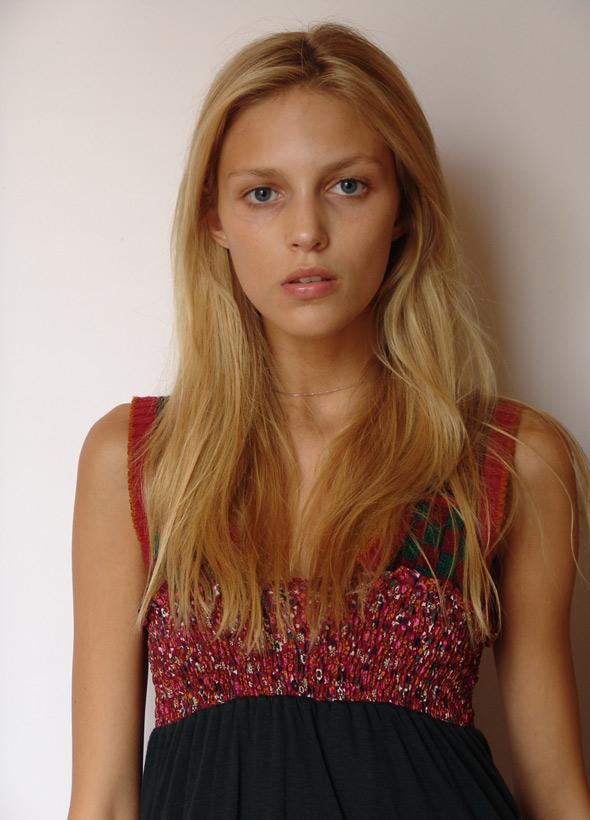 Picture of Anja Rubik