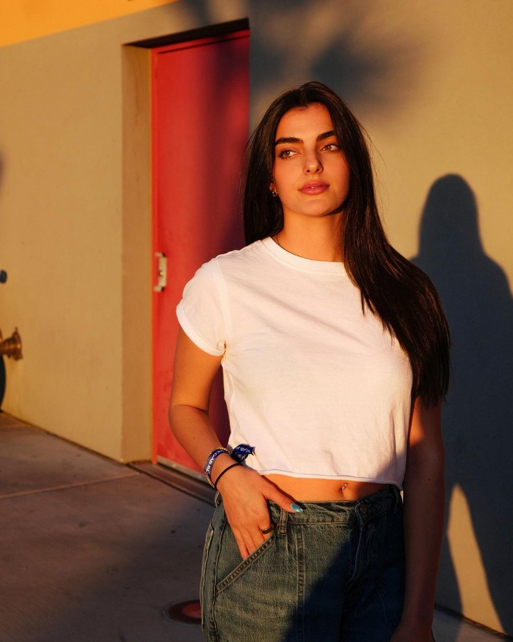 Picture of Toni Breidinger