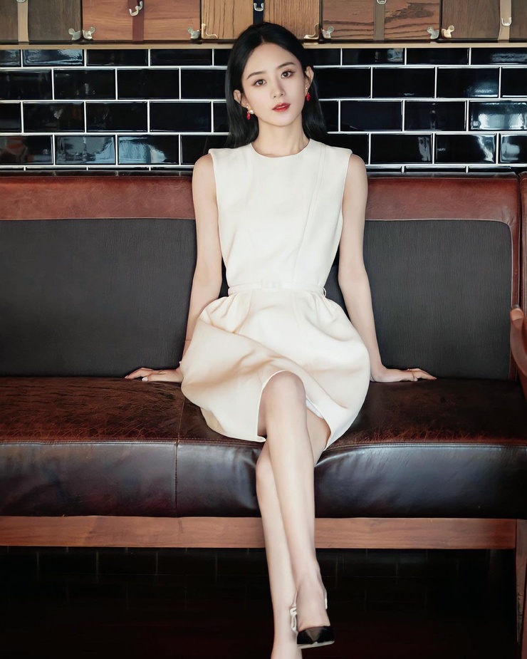 Picture of Liying Zhao