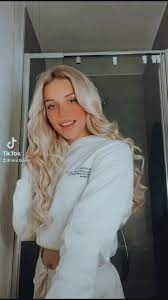 Picture of Lara Buyse