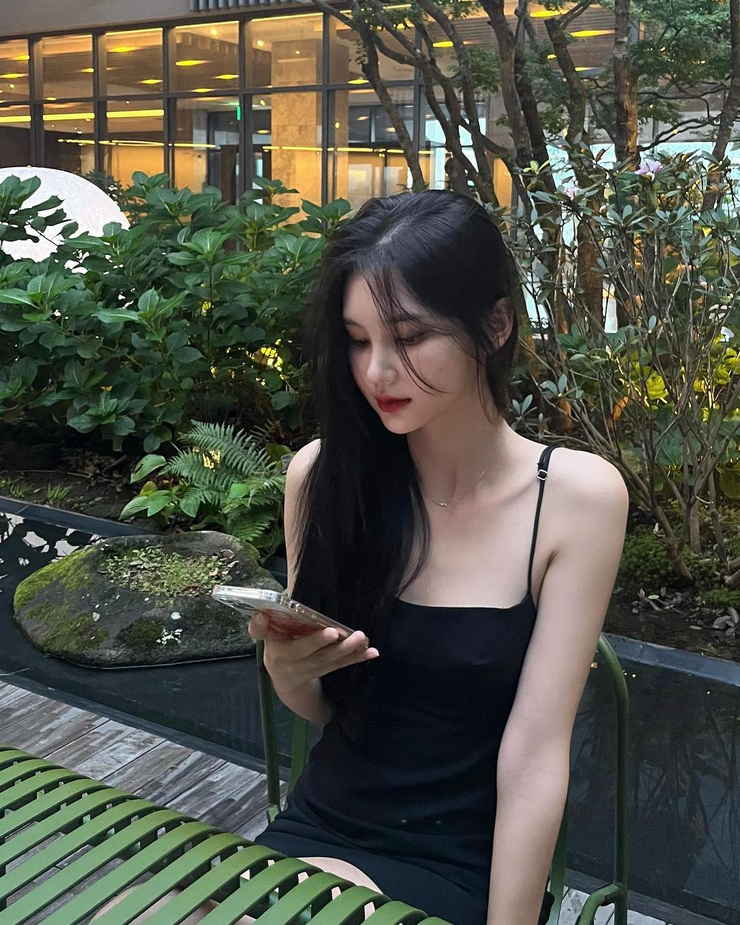 Picture of Shin Eun-ji