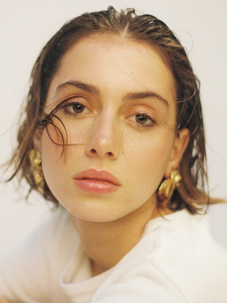 Picture of Lola Bouchareb