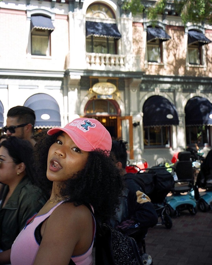 Laya DeLeon Hayes picture