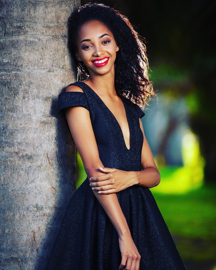 Picture of Daniella Davis