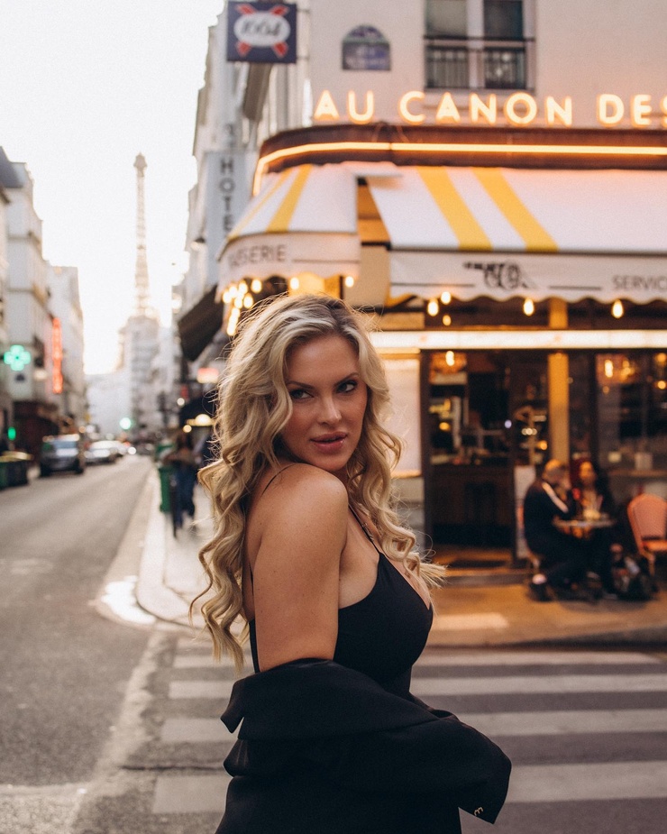 Image of Chanel Renne