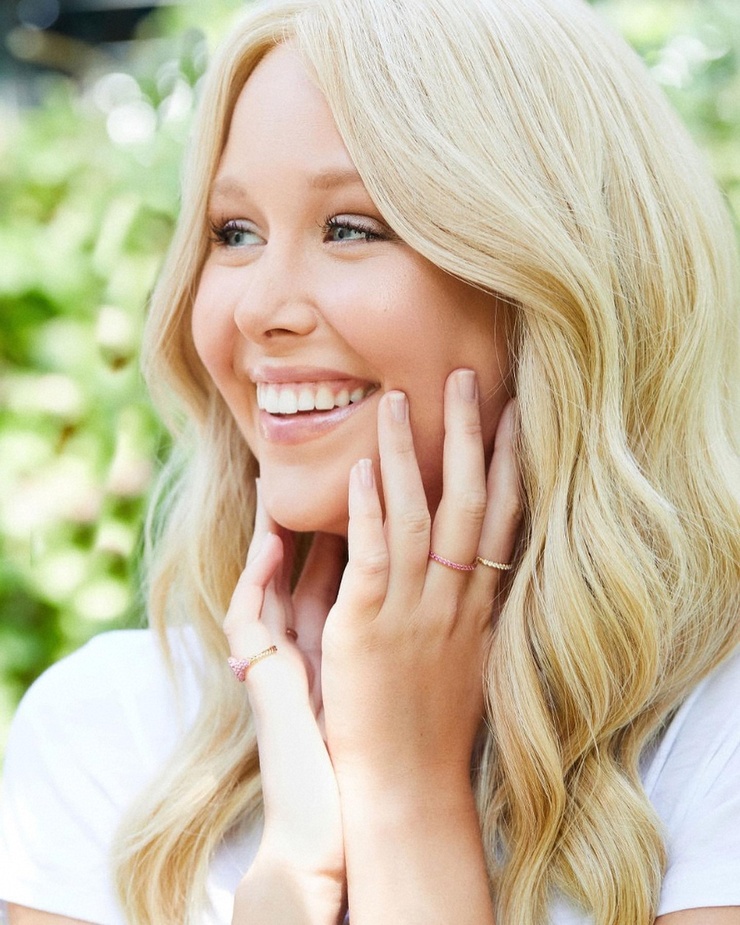 Picture of Miranda McKeon