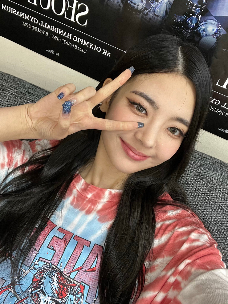 Picture of Choi Jisu