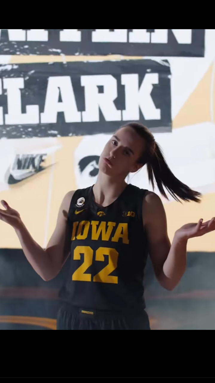 Image of Caitlin Clark (ii)