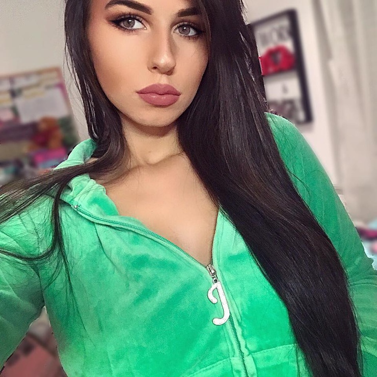 Picture of Ines Nikić (model)
