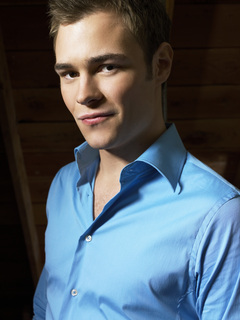 Patrick Flueger image