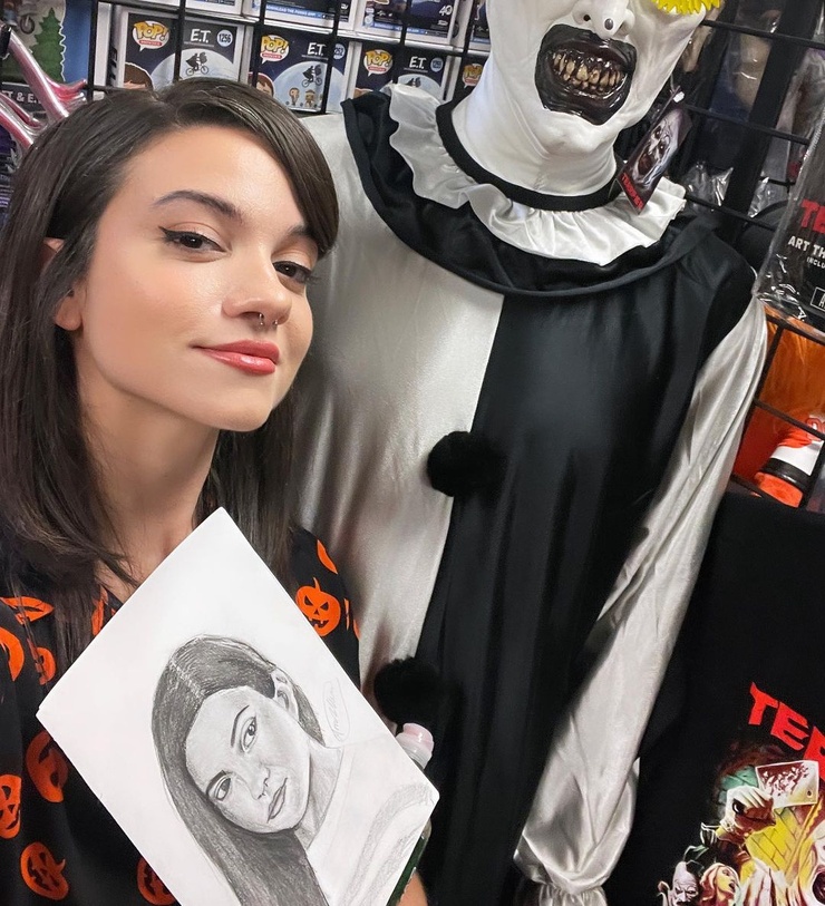 Picture of Lauren LaVera