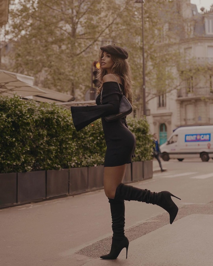 Image of Laura Celia