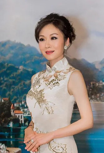 Picture of Crystal J. Huang