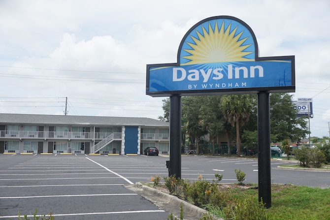 Picture of Days Inn