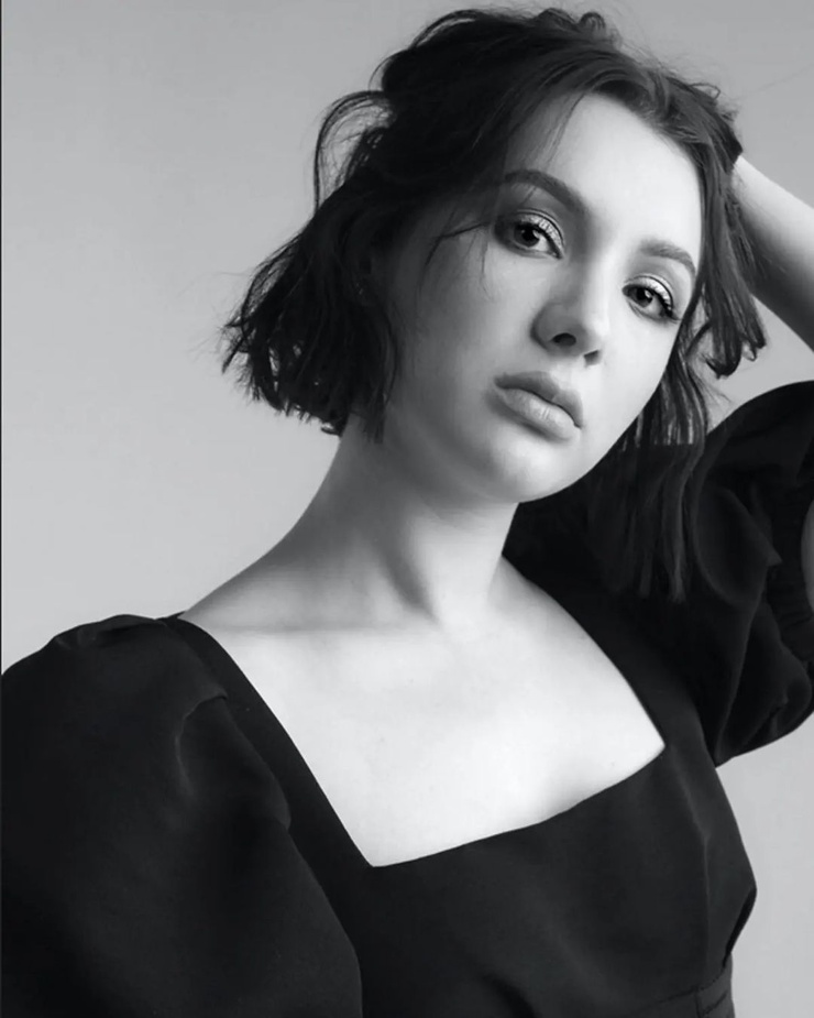 Picture of Hannah Marks