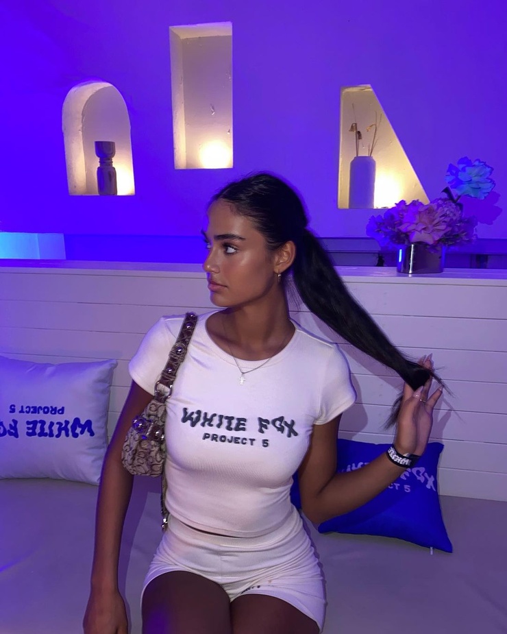 Picture of Hope Kelesis