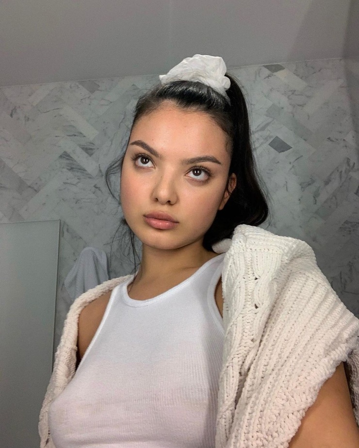Picture of Claudia Domenech