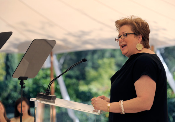 Picture of Caryl Stern