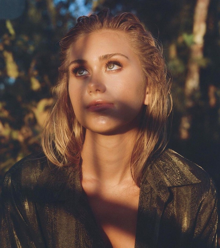 Image of Emily Skinner