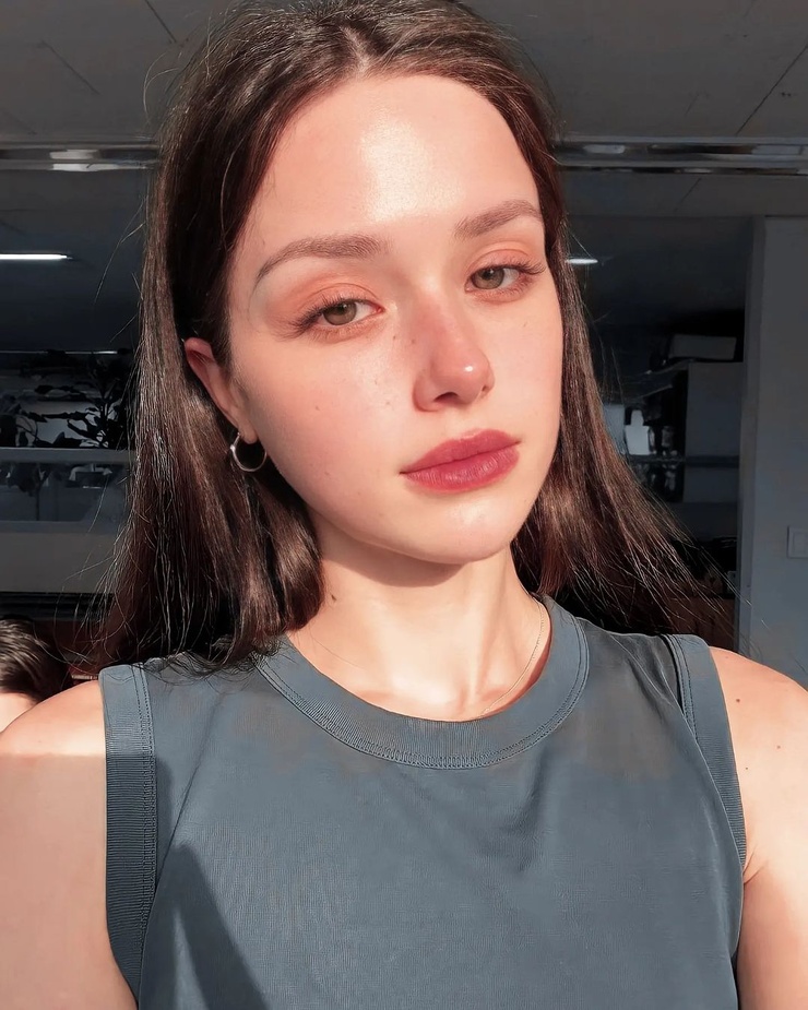 Picture of Lisa Rosh