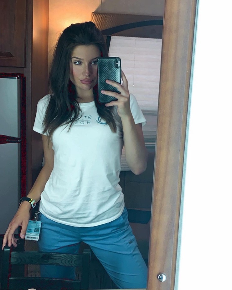 Picture of Natasha Calis