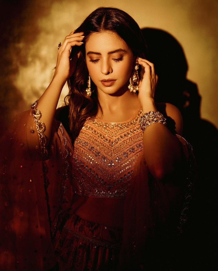 Picture of Aamna Shariff