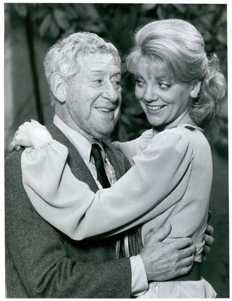 Jack Gilford, Teresa Ganzel