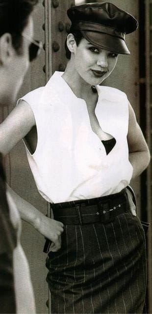 Image of Elizabeth Lackey