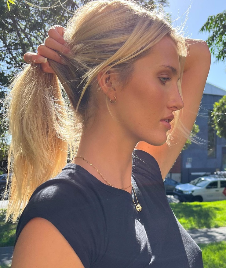 Image of Lindsay Demyan