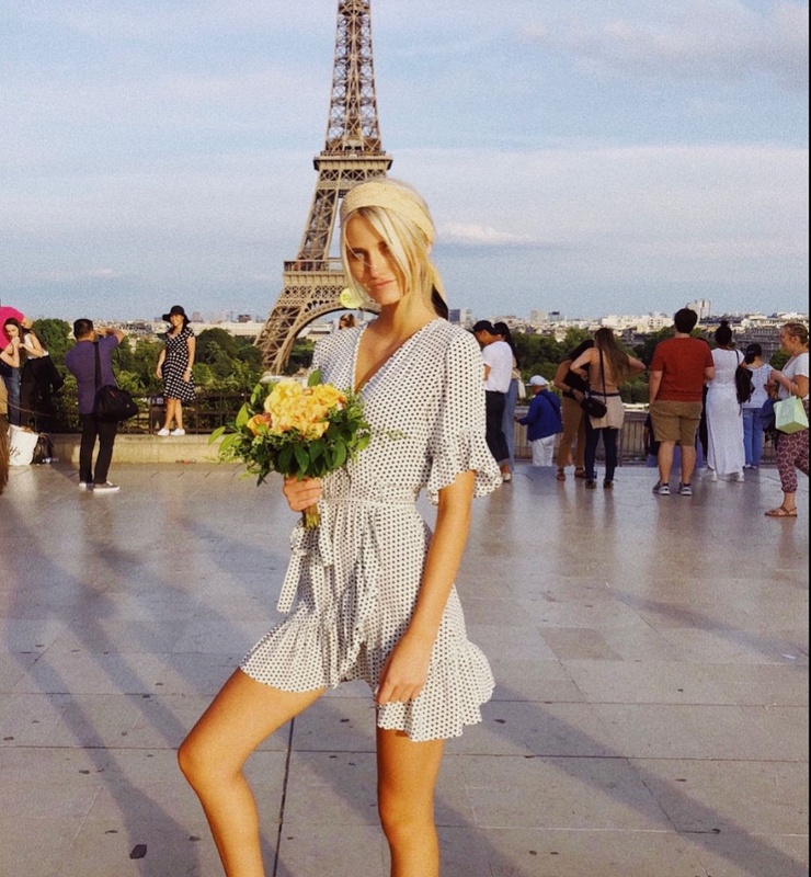 Picture of Lindsay Demyan