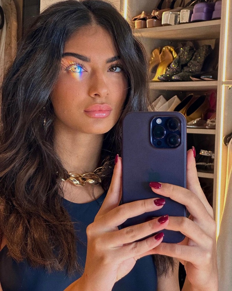 Picture of Elisa Maino