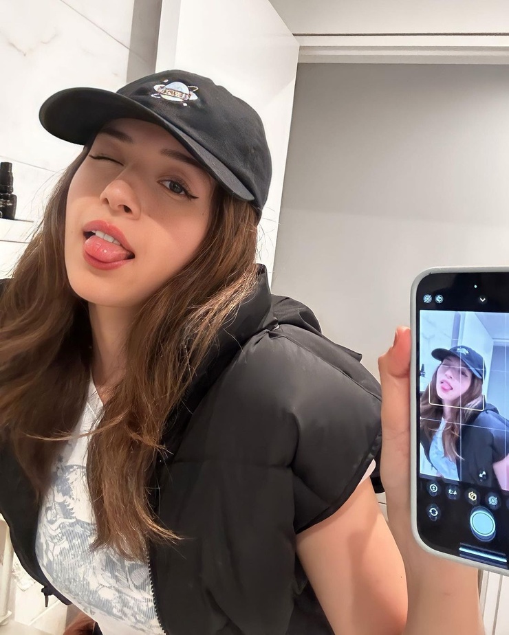 Picture of Pokimane