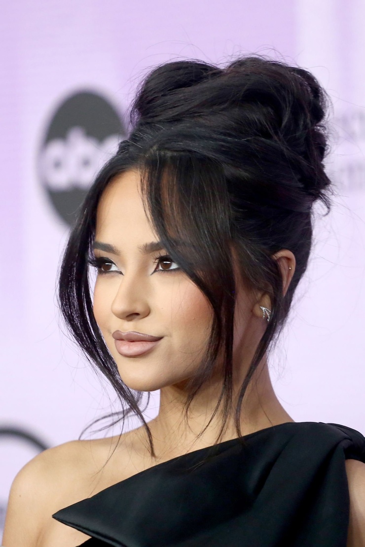Picture of Becky G.