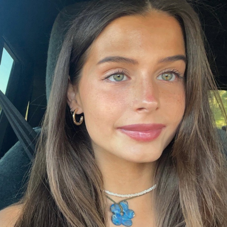 Picture of Stephanie Mandich